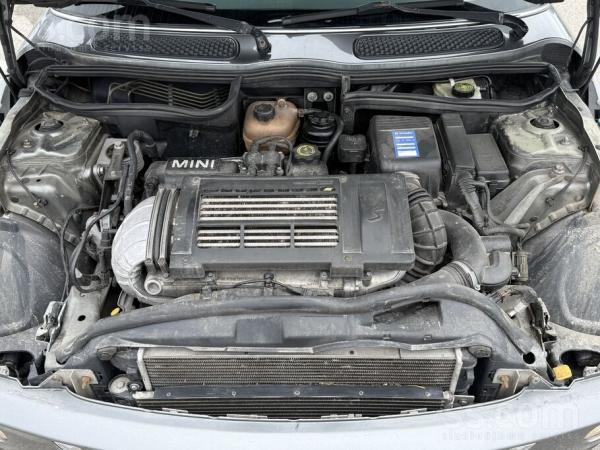 Grey MINI cooper-s 2003 in Riga, with an engine capacity of 1.60 L and mileage of 330 thousand km for 2390 €, photo 8 on AUTOMOTO.COM.LV
