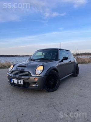 Pelēks MINI cooper-s 2004 Rīga, ar dzinēja tilpumu 1.60 L un nobraukumu 141 tūkst. km par 2700 €, foto  vietnē AUTOMOTO.COM.LV