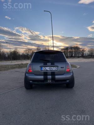 Grey MINI cooper-s 2004 in Riga, with an engine capacity of 1.60 L and mileage of 141 thousand km for 2700 €, photo 13 on AUTOMOTO.COM.LV