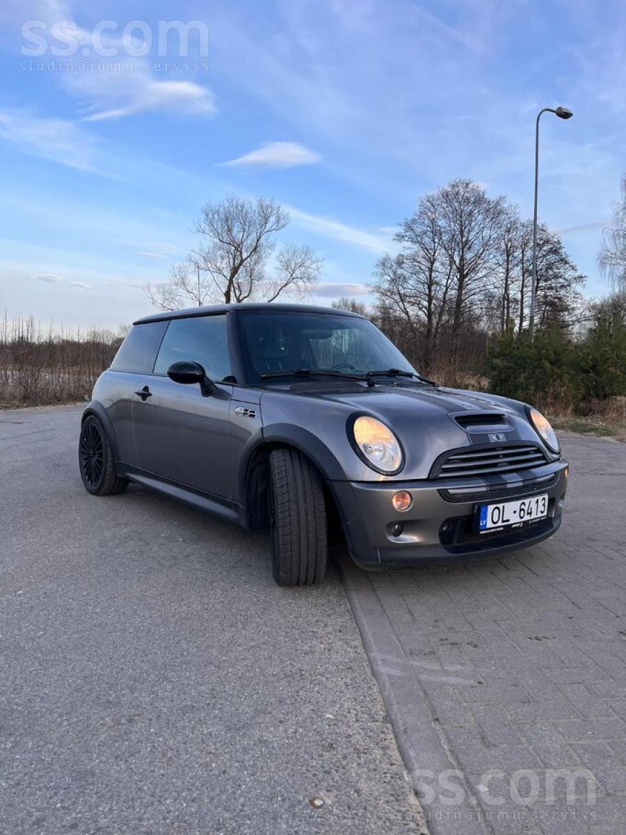 Grey MINI cooper-s 2004 in Riga, with an engine capacity of 1.60 L and mileage of 141 thousand km for 2700 €, photo 17 on AUTOMOTO.COM.LV