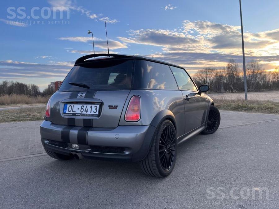Grey MINI cooper-s 2004 in Riga, with an engine capacity of 1.60 L and mileage of 149 thousand km for 2000 €, photo 4 on AUTOMOTO.COM.LV