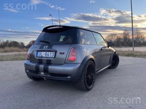 Grey MINI cooper-s 2004 in Riga, with an engine capacity of 1.60 L and mileage of 149 thousand km for 2000 €, photo 7 on AUTOMOTO.COM.LV
