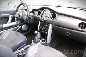 Pelēks MINI cooper-s 2004 Rīga, ar dzinēja tilpumu 1.60 L un nobraukumu 225 tūkst. km par 2795 €, foto 10 vietnē AUTOMOTO.COM.LV