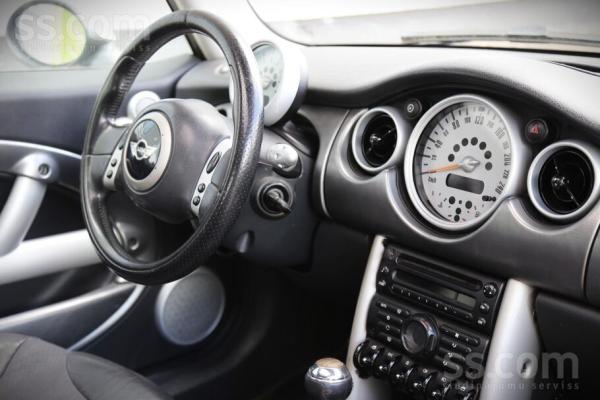 Grey MINI cooper-s 2004 in Riga, with an engine capacity of 1.60 L and mileage of 225 thousand km for 2795 €, photo 10 on AUTOMOTO.COM.LV