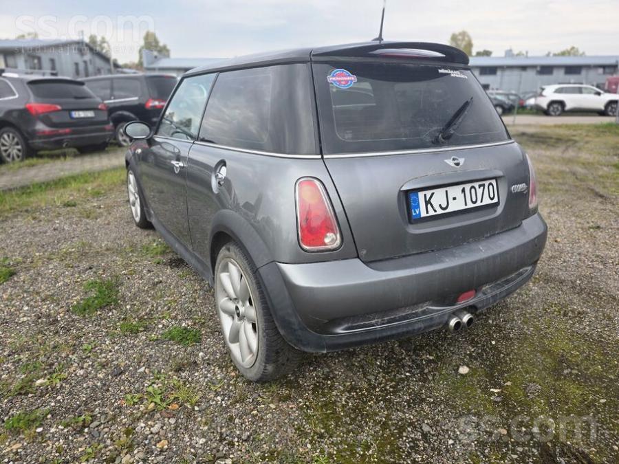Серый Мини Купер С 2005 в Рига, объемом двигателя 1.60 л и пробегом 0 тыс. км за 2300 €, фото 7 на AUTOMOTO.COM.LV