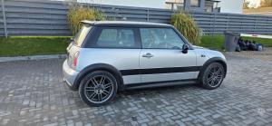 Pelēks MINI cooper-s 2006 Viļņa, ar dzinēja tilpumu 0.00 L un nobraukumu 170 tūkst. km par 3500 €, foto 3 vietnē AUTOMOTO.COM.LV