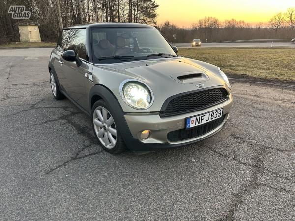 Pelēks MINI cooper-s 2007 Prienai, ar dzinēja tilpumu 1.60 L un nobraukumu 182 tūkst. km par 3300 €, foto 2 vietnē AUTOMOTO.COM.LV