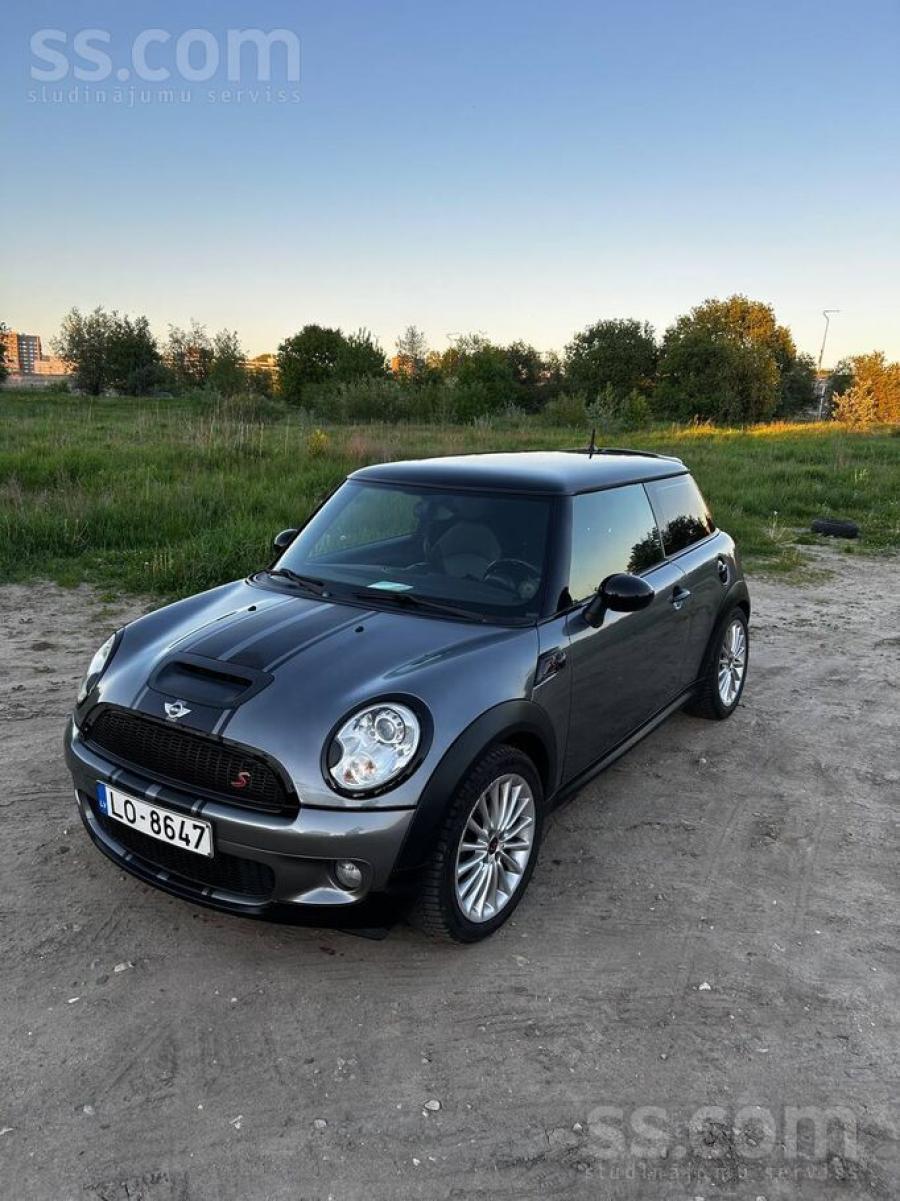Grey MINI cooper-s 2007 in Riga, with an engine capacity of 1.60 L and mileage of 221 thousand km for 5600 €, photo 4 on AUTOMOTO.COM.LV