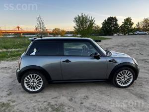 Grey MINI cooper-s 2007 in Riga, with an engine capacity of 1.60 L and mileage of 221 thousand km for 5600 €, photo 10 on AUTOMOTO.COM.LV