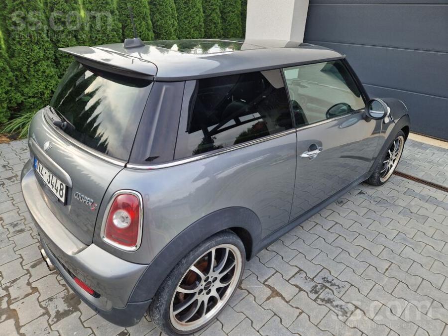 Pelēks MINI cooper-s 2007 Dobele, ar dzinēja tilpumu 1.60 L un nobraukumu 128 tūkst. km par 4000 €, foto 8 vietnē AUTOMOTO.COM.LV