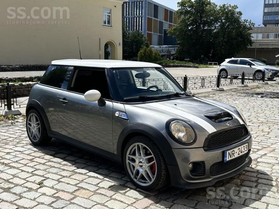 Pelēks MINI cooper-s 2007 Rīga, ar dzinēja tilpumu 1.60 L un nobraukumu 230 tūkst. km par 6100 €, foto 1 vietnē AUTOMOTO.COM.LV