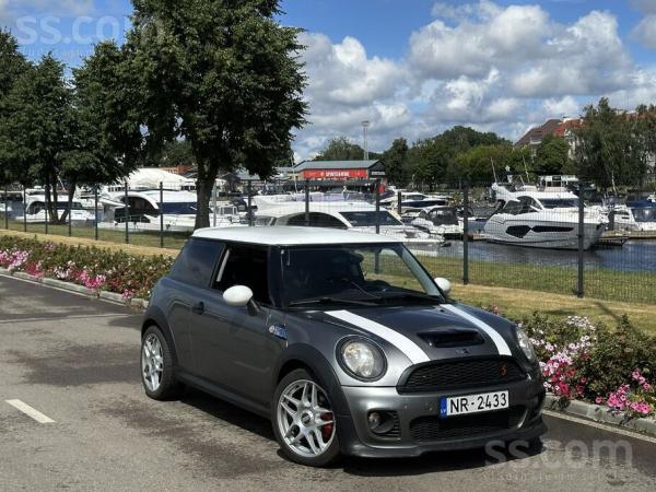 Pelēks MINI cooper-s 2007 Rīga, ar dzinēja tilpumu 1.60 L un nobraukumu 230 tūkst. km par 6100 €, foto 2 vietnē AUTOMOTO.COM.LV