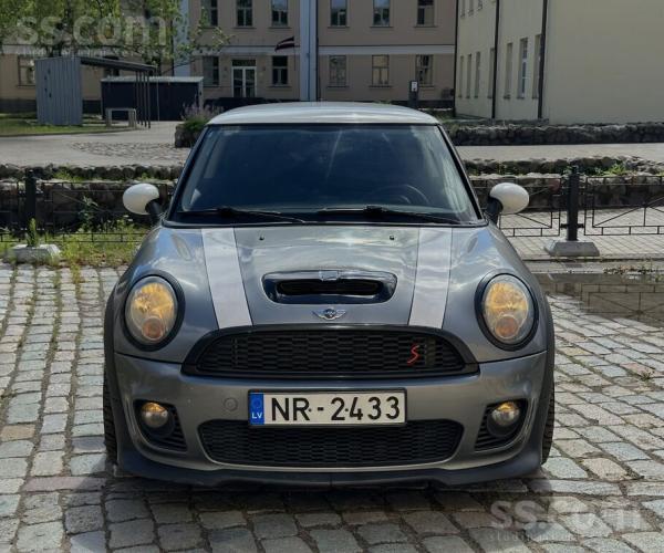 Pelēks MINI cooper-s 2007 Rīga, ar dzinēja tilpumu 1.60 L un nobraukumu 230 tūkst. km par 6100 €, foto 5 vietnē AUTOMOTO.COM.LV