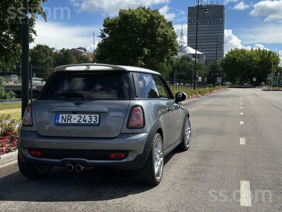 Pelēks MINI cooper-s 2007 Rīga, ar dzinēja tilpumu 1.60 L un nobraukumu 230 tūkst. km par 6100 €, foto 7 vietnē AUTOMOTO.COM.LV