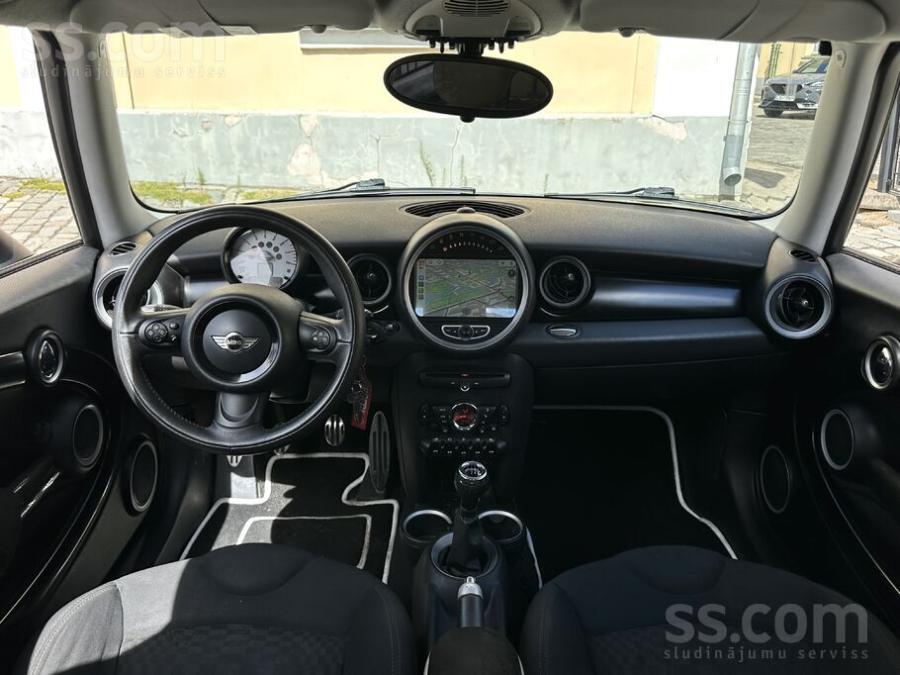Pelēks MINI cooper-s 2007 Rīga, ar dzinēja tilpumu 1.60 L un nobraukumu 230 tūkst. km par 6100 €, foto 12 vietnē AUTOMOTO.COM.LV