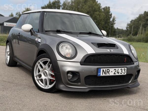 Grey MINI cooper-s 2007 in Ogre, with an engine capacity of 1.60 L and mileage of 234 thousand km for 5800 €, photo 1 on AUTOMOTO.COM.LV