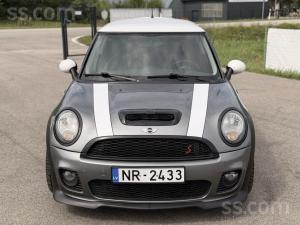 Grey MINI cooper-s 2007 in Ogre, with an engine capacity of 1.60 L and mileage of 234 thousand km for 5800 €, photo 3 on AUTOMOTO.COM.LV