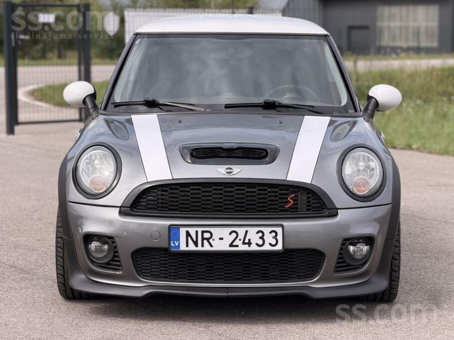 Grey MINI cooper-s 2007 in Ogre, with an engine capacity of 1.60 L and mileage of 234 thousand km for 5800 €, photo 9 on AUTOMOTO.COM.LV