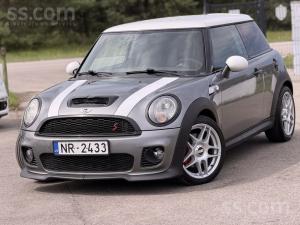 Grey MINI cooper-s 2007 in Ogre, with an engine capacity of 1.60 L and mileage of 234 thousand km for 5800 €, photo 10 on AUTOMOTO.COM.LV