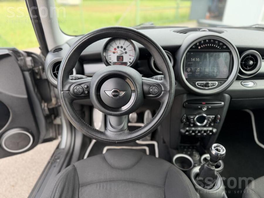 Grey MINI cooper-s 2007 in Ogre, with an engine capacity of 1.60 L and mileage of 234 thousand km for 5800 €, photo 15 on AUTOMOTO.COM.LV