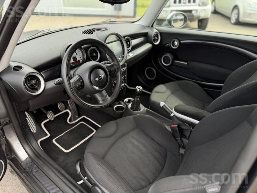 Grey MINI cooper-s 2007 in Ogre, with an engine capacity of 1.60 L and mileage of 234 thousand km for 5800 €, photo 16 on AUTOMOTO.COM.LV
