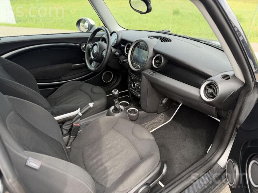 Grey MINI cooper-s 2007 in Ogre, with an engine capacity of 1.60 L and mileage of 234 thousand km for 5800 €, photo 18 on AUTOMOTO.COM.LV