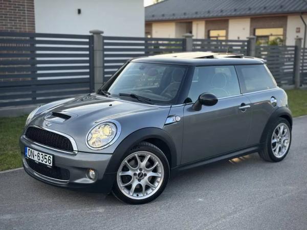 Pelēks MINI cooper-s 2008 Jelgava, ar dzinēja tilpumu 1.60 L un nobraukumu 169 tūkst. km par 5950 €, foto 1 vietnē AUTOMOTO.COM.LV