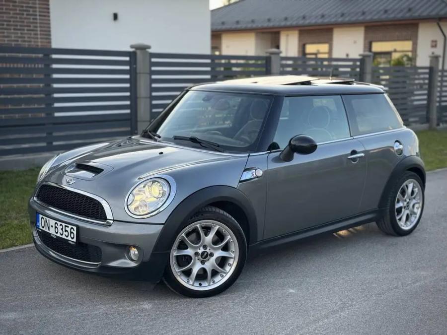 Pelēks MINI cooper-s 2008 Jelgava, ar dzinēja tilpumu 1.60 L un nobraukumu 169 tūkst. km par 5950 €, foto 1 vietnē AUTOMOTO.COM.LV