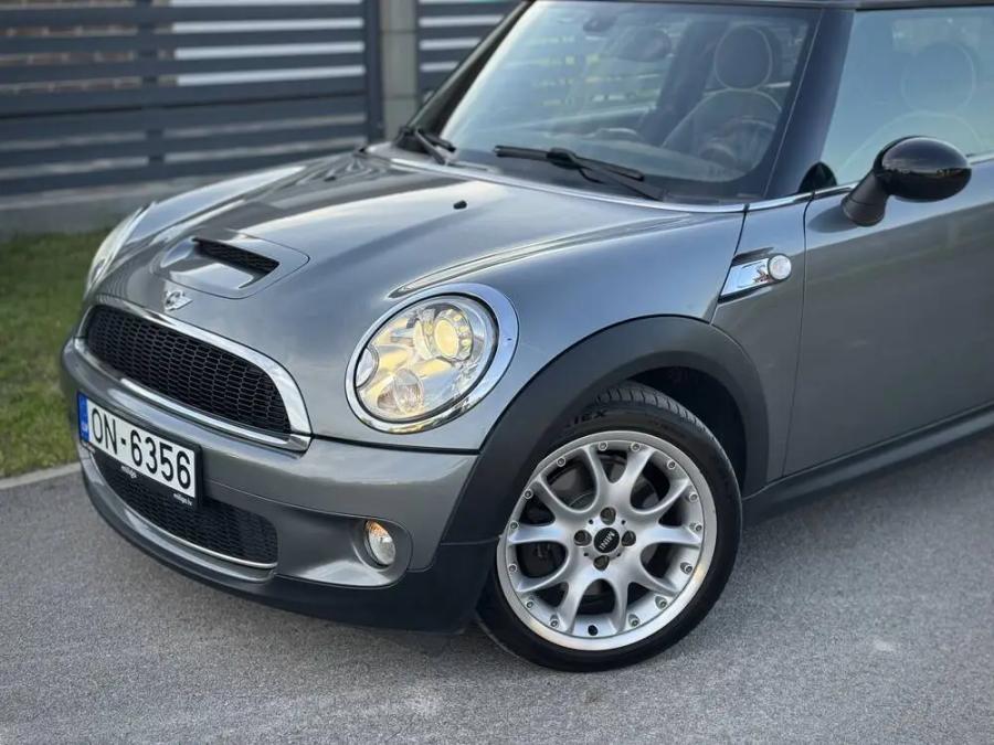 Pelēks MINI cooper-s 2008 Jelgava, ar dzinēja tilpumu 1.60 L un nobraukumu 169 tūkst. km par 5950 €, foto 3 vietnē AUTOMOTO.COM.LV