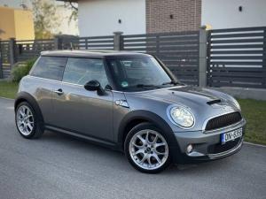 Pelēks MINI cooper-s 2008 Jelgava, ar dzinēja tilpumu 1.60 L un nobraukumu 169 tūkst. km par 5950 €, foto 7 vietnē AUTOMOTO.COM.LV