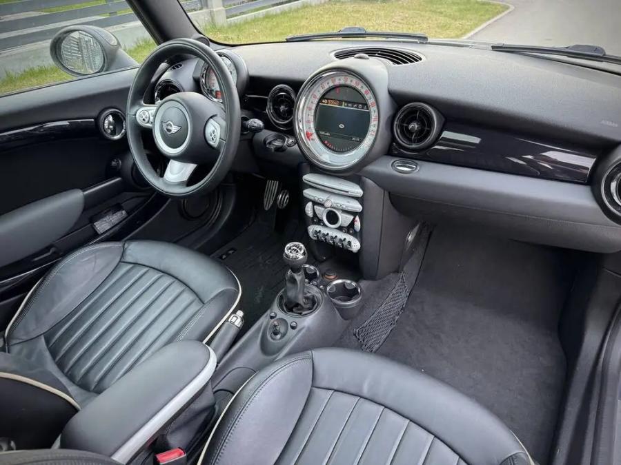 Pelēks MINI cooper-s 2008 Jelgava, ar dzinēja tilpumu 1.60 L un nobraukumu 169 tūkst. km par 5950 €, foto 16 vietnē AUTOMOTO.COM.LV