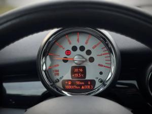 Pelēks MINI cooper-s 2008 Jelgava, ar dzinēja tilpumu 1.60 L un nobraukumu 169 tūkst. km par 5950 €, foto 20 vietnē AUTOMOTO.COM.LV