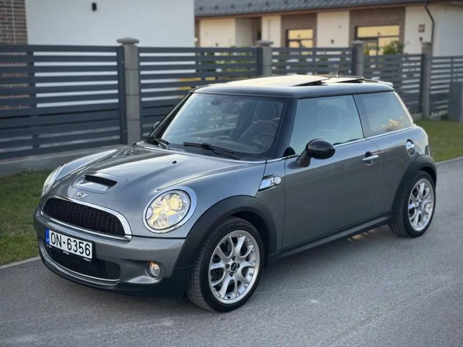 Pelēks MINI cooper-s 2008 Jelgava, ar dzinēja tilpumu 1.60 L un nobraukumu 169 tūkst. km par 5950 €, foto 25 vietnē AUTOMOTO.COM.LV