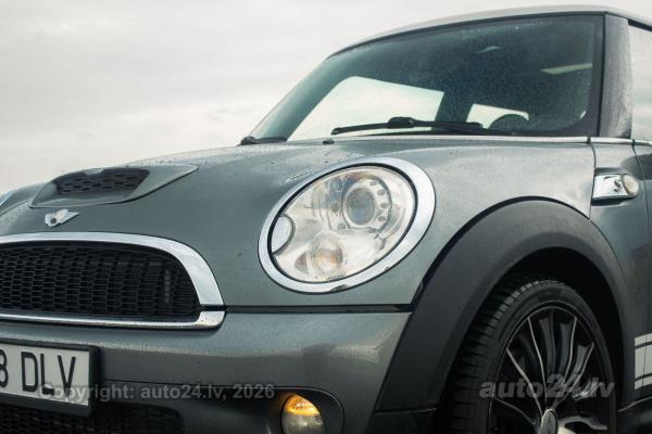 Grey MINI cooper-s 2009 in Tallinn, with an engine capacity of 1.60 L and mileage of 186 thousand km for 6700 €, photo 5 on AUTOMOTO.COM.LV