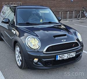 Grey MINI cooper-s 2010 in Ogre, with an engine capacity of 1.60 L and mileage of 143 thousand km for 6200 €, photo 4 on AUTOMOTO.COM.LV