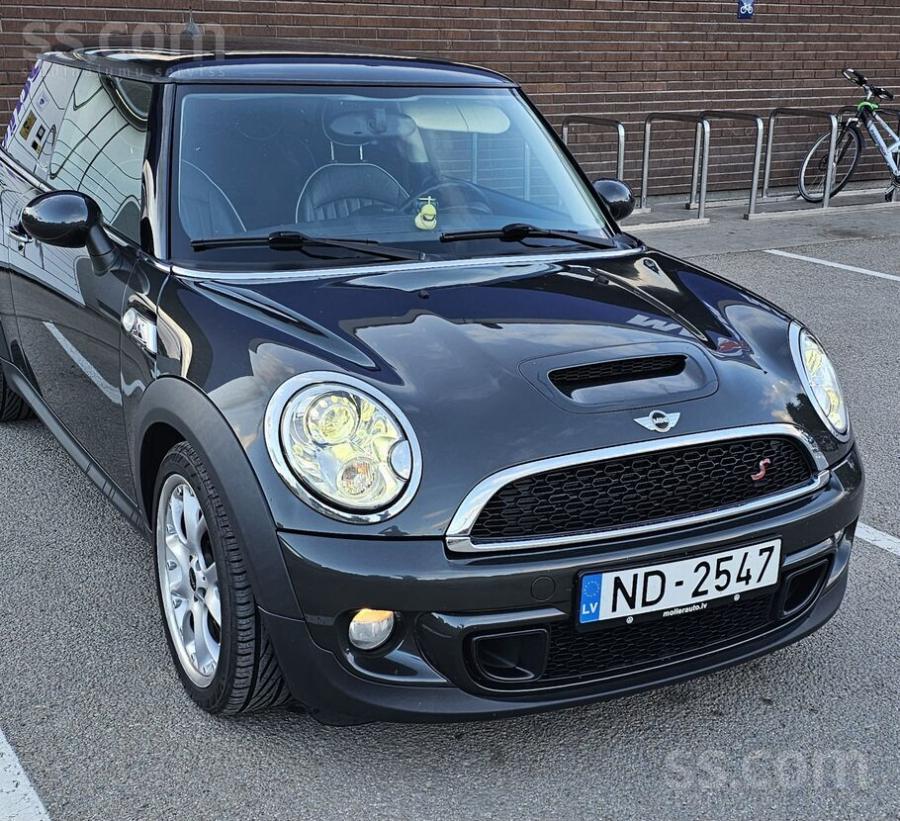 Grey MINI cooper-s 2010 in Ogre, with an engine capacity of 1.60 L and mileage of 143 thousand km for 6200 €, photo 4 on AUTOMOTO.COM.LV