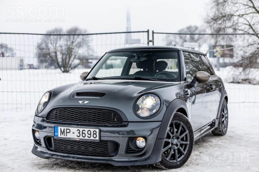 Grey MINI cooper-s 2011 in Riga, with an engine capacity of 1.60 L and mileage of 245 thousand km for 6790 €, photo 1 on AUTOMOTO.COM.LV