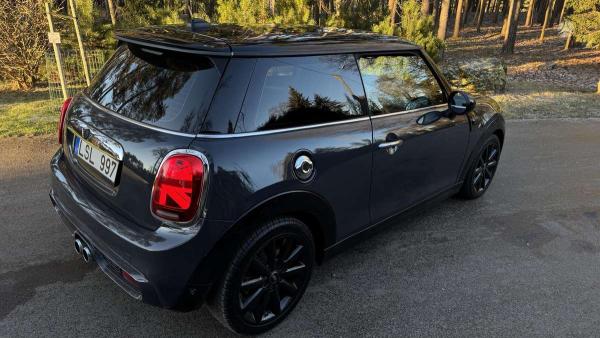 Pelēks MINI cooper-s 2014 Viļņa, ar dzinēja tilpumu 2.00 L un nobraukumu 152 tūkst. km par 11900 €, foto 5 vietnē AUTOMOTO.COM.LV