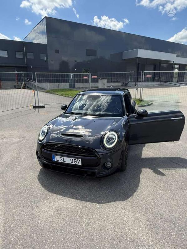 Grey MINI cooper-s 2014 in Vilnius, with an engine capacity of 2.00 L and mileage of 162 thousand km for 10500 €, photo 7 on AUTOMOTO.COM.LV