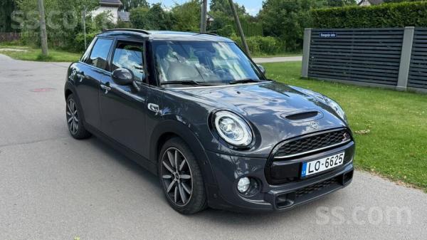 Pelēks MINI cooper-s 2018 Rīga, ar dzinēja tilpumu 2.00 L un nobraukumu 66 tūkst. km par 16995 €, foto 2 vietnē AUTOMOTO.COM.LV