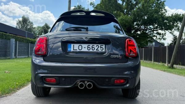 Pelēks MINI cooper-s 2018 Rīga, ar dzinēja tilpumu 2.00 L un nobraukumu 66 tūkst. km par 16995 €, foto 8 vietnē AUTOMOTO.COM.LV