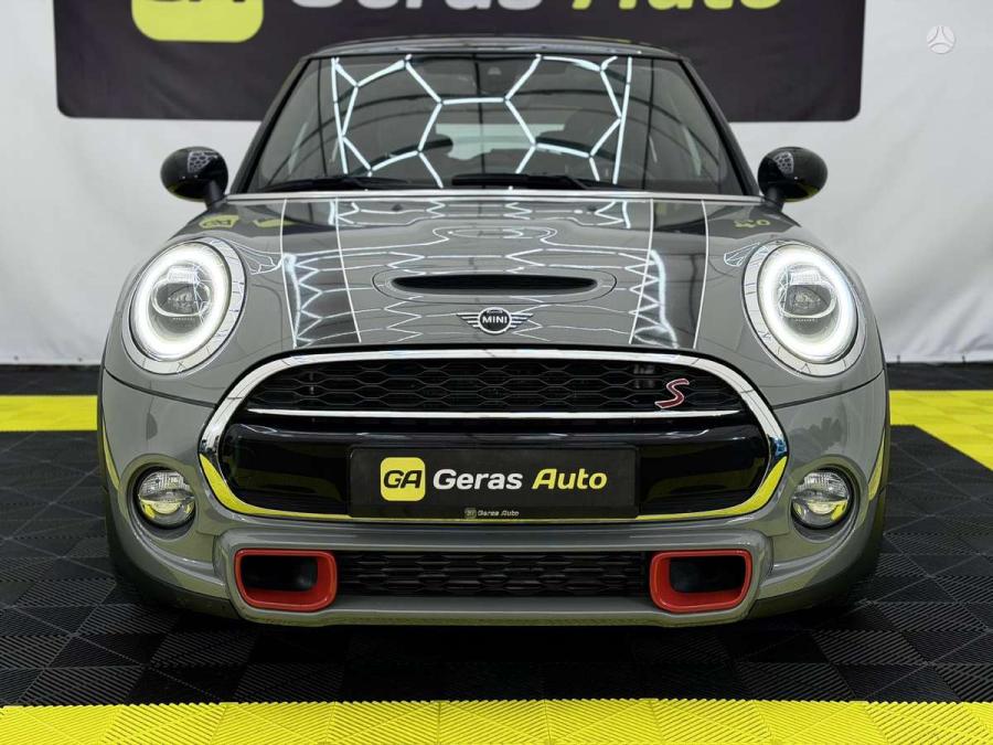 Grey MINI cooper-s 2019 in Vilnius, with an engine capacity of 2.00 L and mileage of 36 thousand km for 16950 €, photo 2 on AUTOMOTO.COM.LV