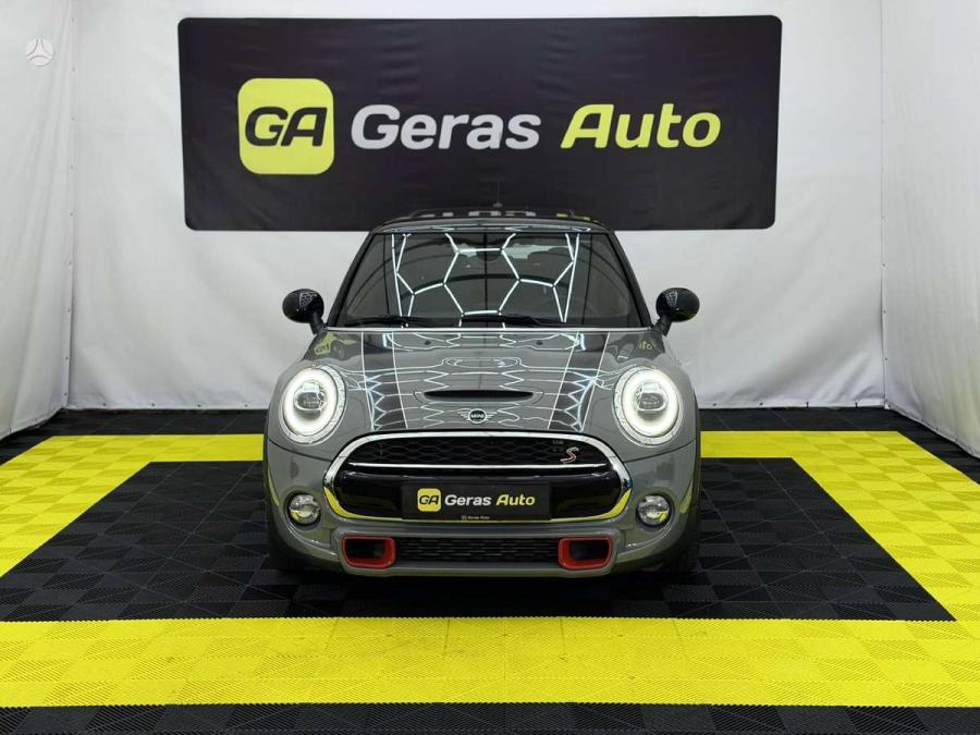 Grey MINI cooper-s 2019 in Vilnius, with an engine capacity of 2.00 L and mileage of 36 thousand km for 16950 €, photo 7 on AUTOMOTO.COM.LV