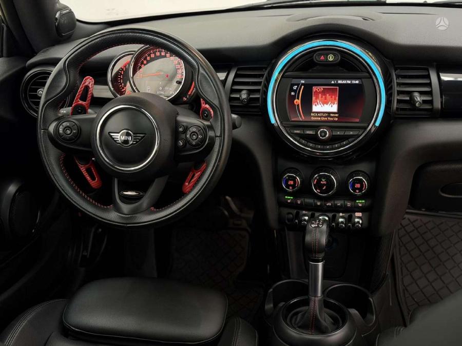 Grey MINI cooper-s 2019 in Vilnius, with an engine capacity of 2.00 L and mileage of 36 thousand km for 16950 €, photo 15 on AUTOMOTO.COM.LV