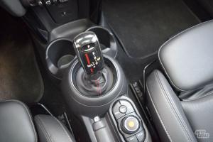 Grey MINI cooper-s 2020 in Vilnius, with an engine capacity of 2.00 L and mileage of 53 thousand km for 16700 €, photo 14 on AUTOMOTO.COM.LV