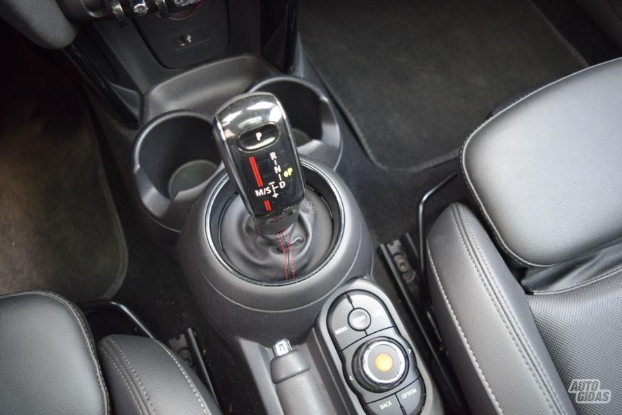 Grey MINI cooper-s 2020 in Vilnius, with an engine capacity of 2.00 L and mileage of 53 thousand km for 16700 €, photo 14 on AUTOMOTO.COM.LV