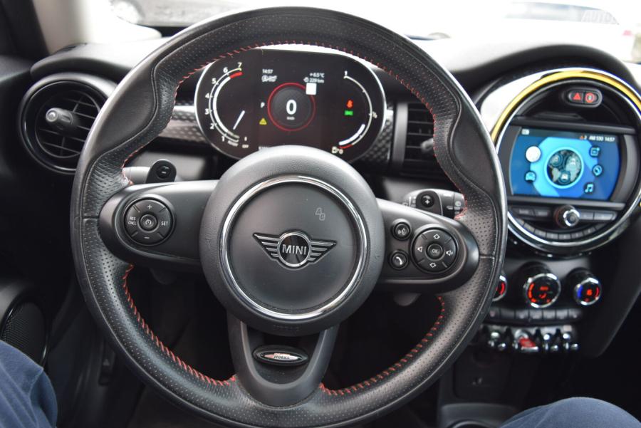 Grey MINI cooper-s 2020 in Vilnius, with an engine capacity of 2.00 L and mileage of 53 thousand km for 16700 €, photo 19 on AUTOMOTO.COM.LV