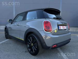 Pelēks MINI cooper-s 2020 Rīga, ar dzinēja tilpumu 0.00 L un nobraukumu 44 tūkst. km par 18500 €, foto 4 vietnē AUTOMOTO.COM.LV