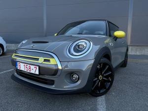 Grey MINI cooper-s 2020 in Riga, with an engine capacity of 0.00 L and mileage of 44 thousand km for 18500 €, photo  on AUTOMOTO.COM.LV
