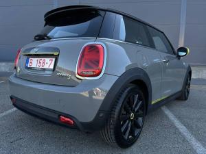 Grey MINI cooper-s 2020 in Riga, with an engine capacity of 0.00 L and mileage of 44 thousand km for 18500 €, photo 5 on AUTOMOTO.COM.LV